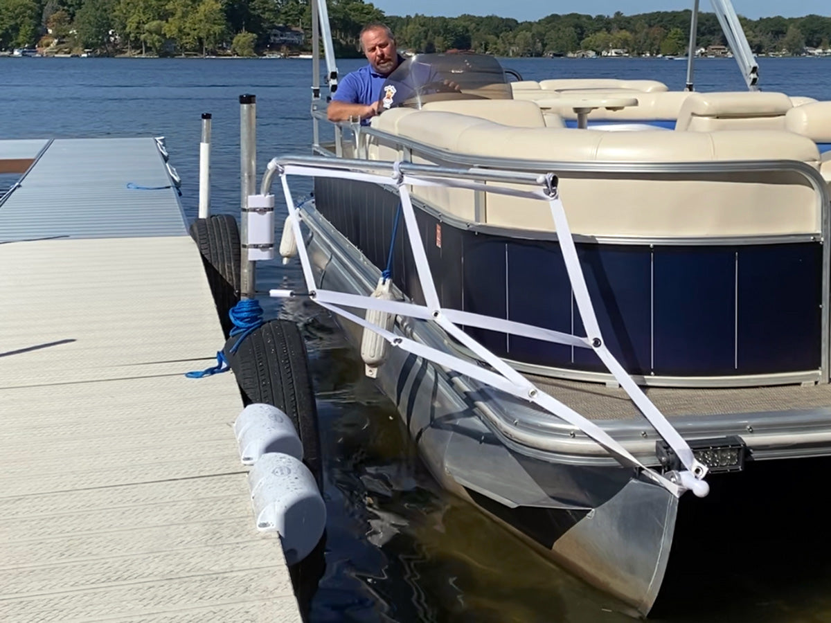 Single Person Pontoon Boat Docking System | Catch-A-Toon
